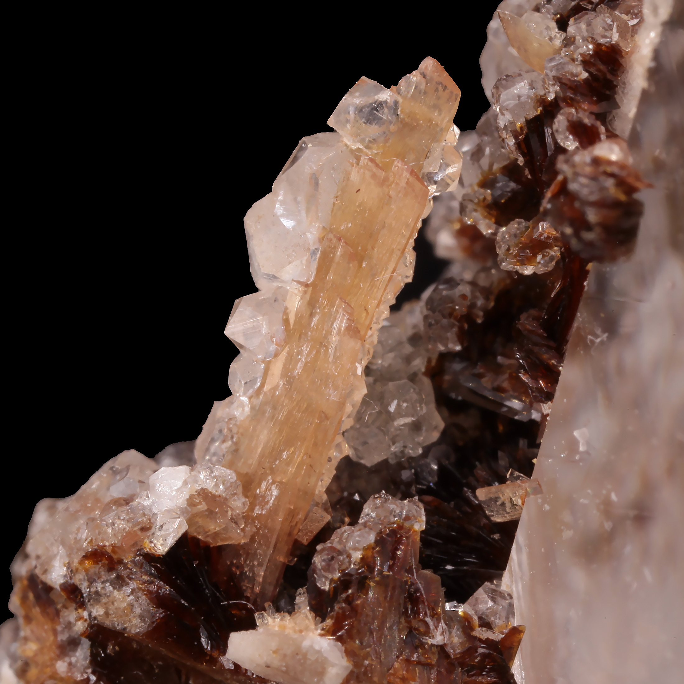 Hubeite (rare) with Inesite on Quartz | Fengjiashan Mine (Daye Copper ...