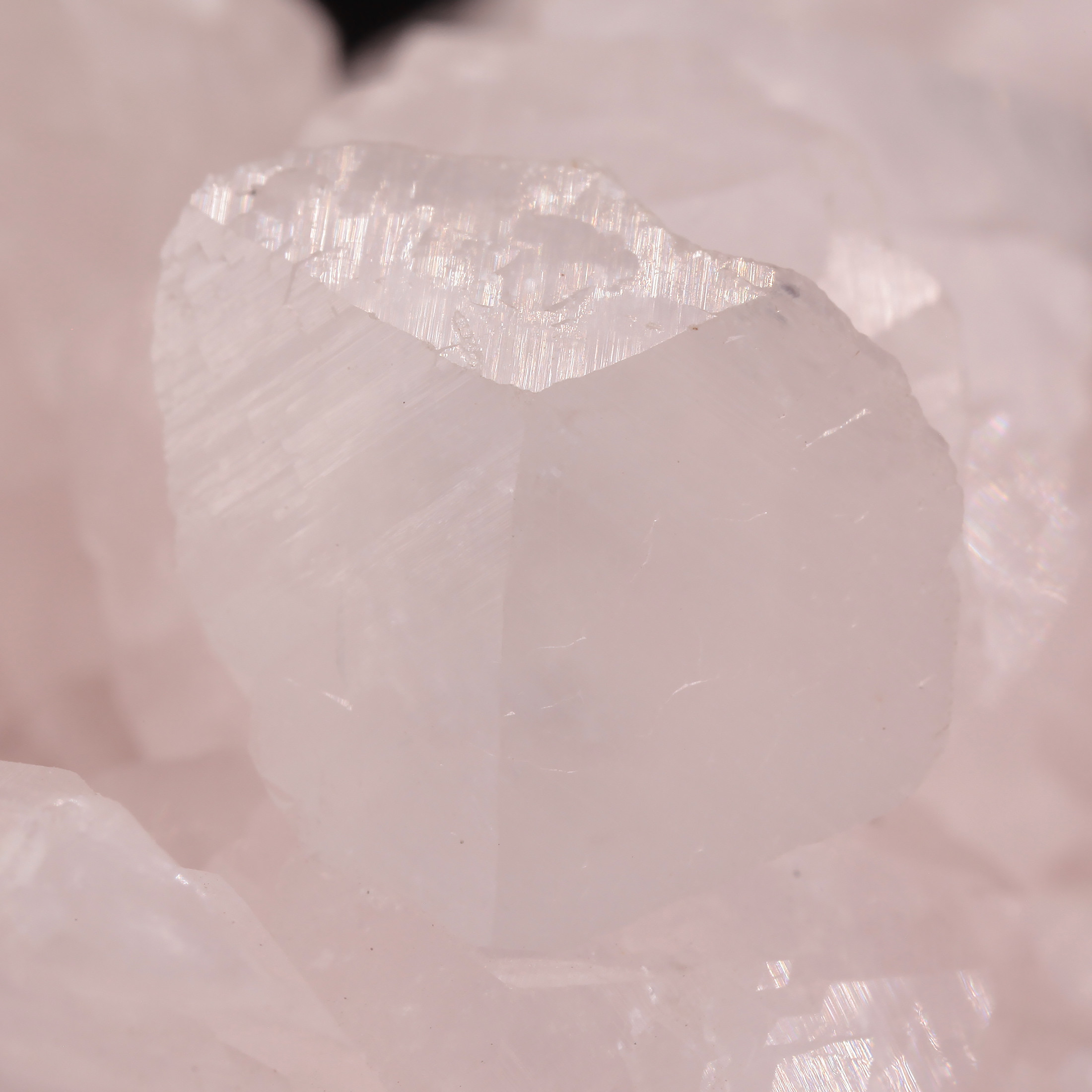 Calcite (Manganese-bearing) | 2nd Sovietskii Mine, Dalnegorsk ...