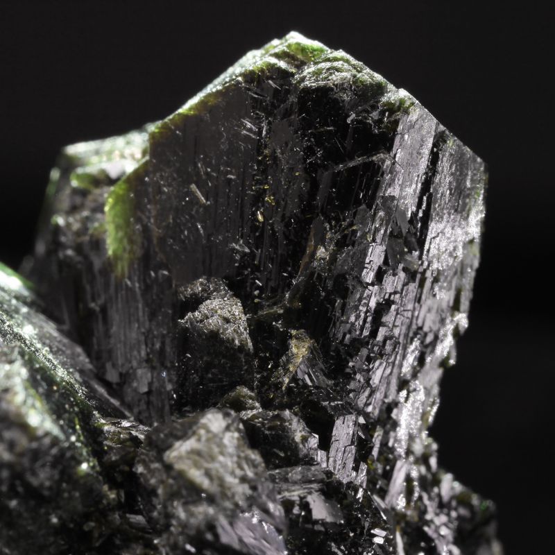 Epidote | Zard Mtn, Ras Koh Mountains, Kharan District, Balochistan ...